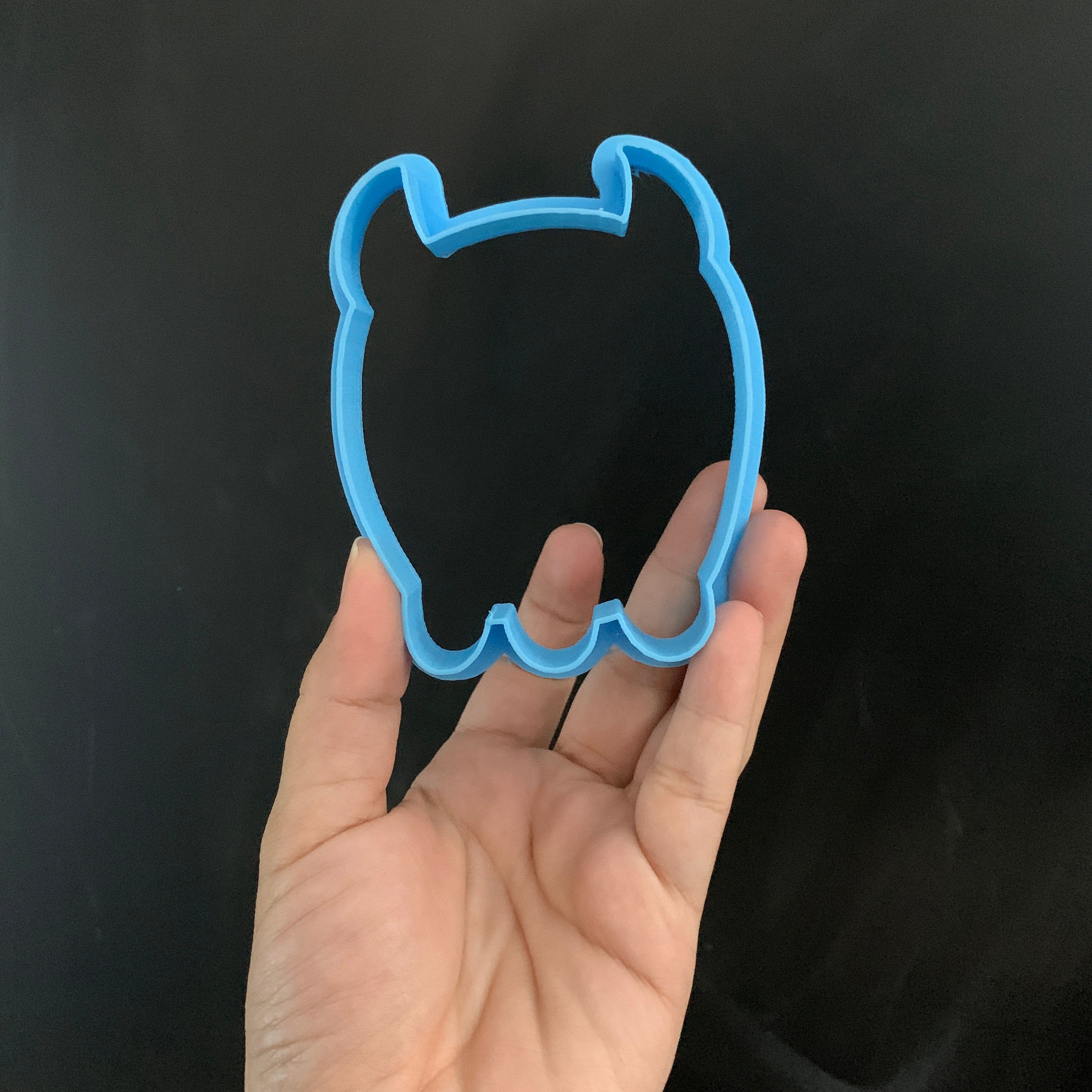 Monster Cutter (2019) – Busy Bee Sweet